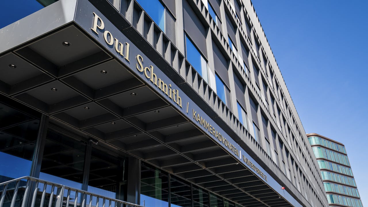 Advokat afsættes som kurator i eventmands konkursbo efter lovbrud - TV 2 Advokat afsættes som kurator i eventmands konkursbo efter lovbrud - TV 2