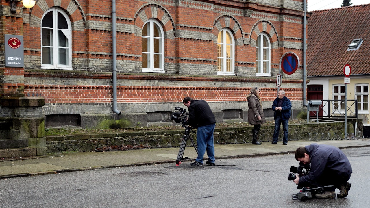 25-årig mand anholdt i sag om grov voldtægt - TV 2 25-årig mand anholdt i sag om grov voldtægt - TV 2