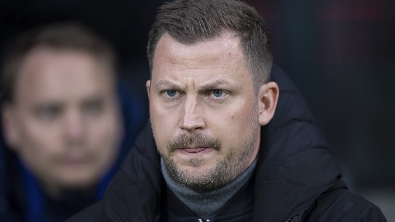 FCK-træner overrasket og skuffet over niveauet - TV 2 FCK-træner overrasket og skuffet over niveauet - TV 2