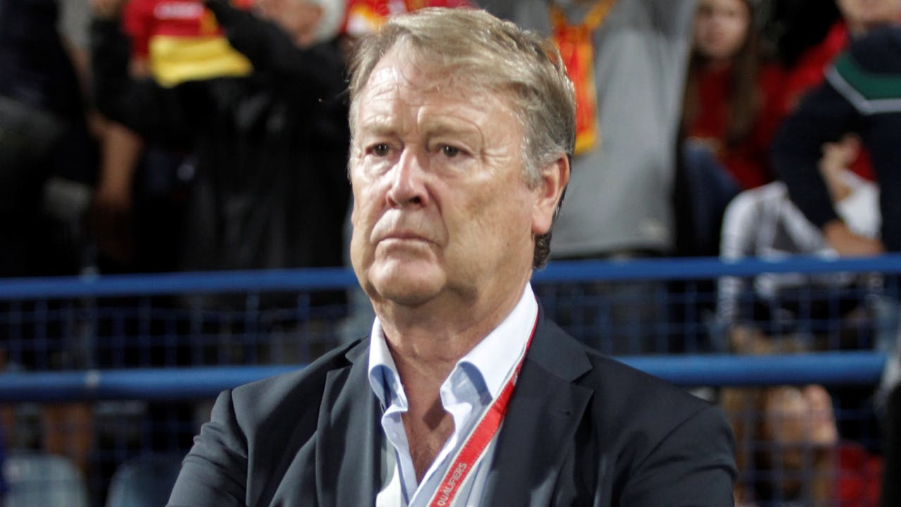 Otte danskere risikerer karantæne - Hareide ærgrer sig over reglerne - TV 2 Otte danskere risikerer karantæne - Hareide ærgrer sig over reglerne - TV 2