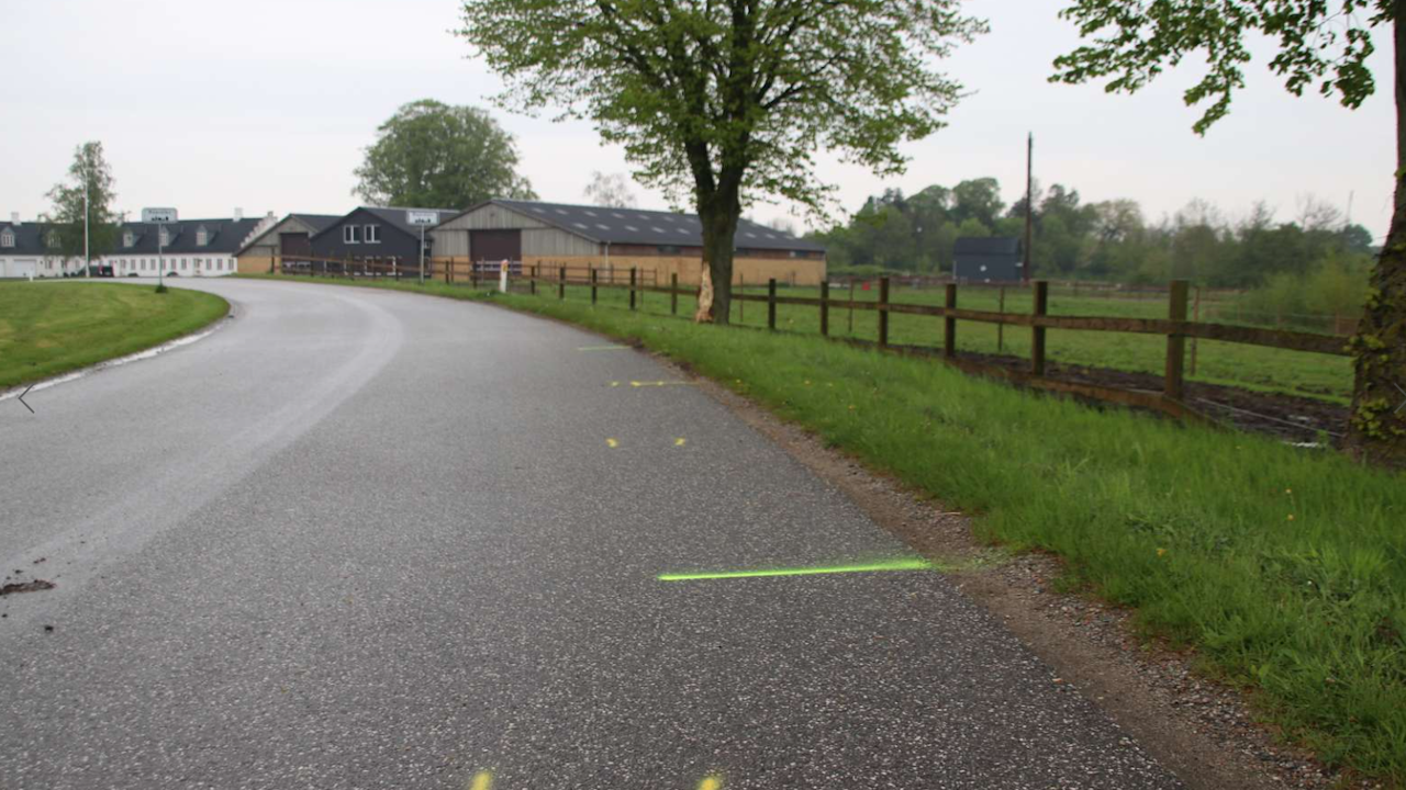 Dreng har mistet livet efter voldsom trafikulykke - TV 2 Dreng har mistet livet efter voldsom trafikulykke - TV 2