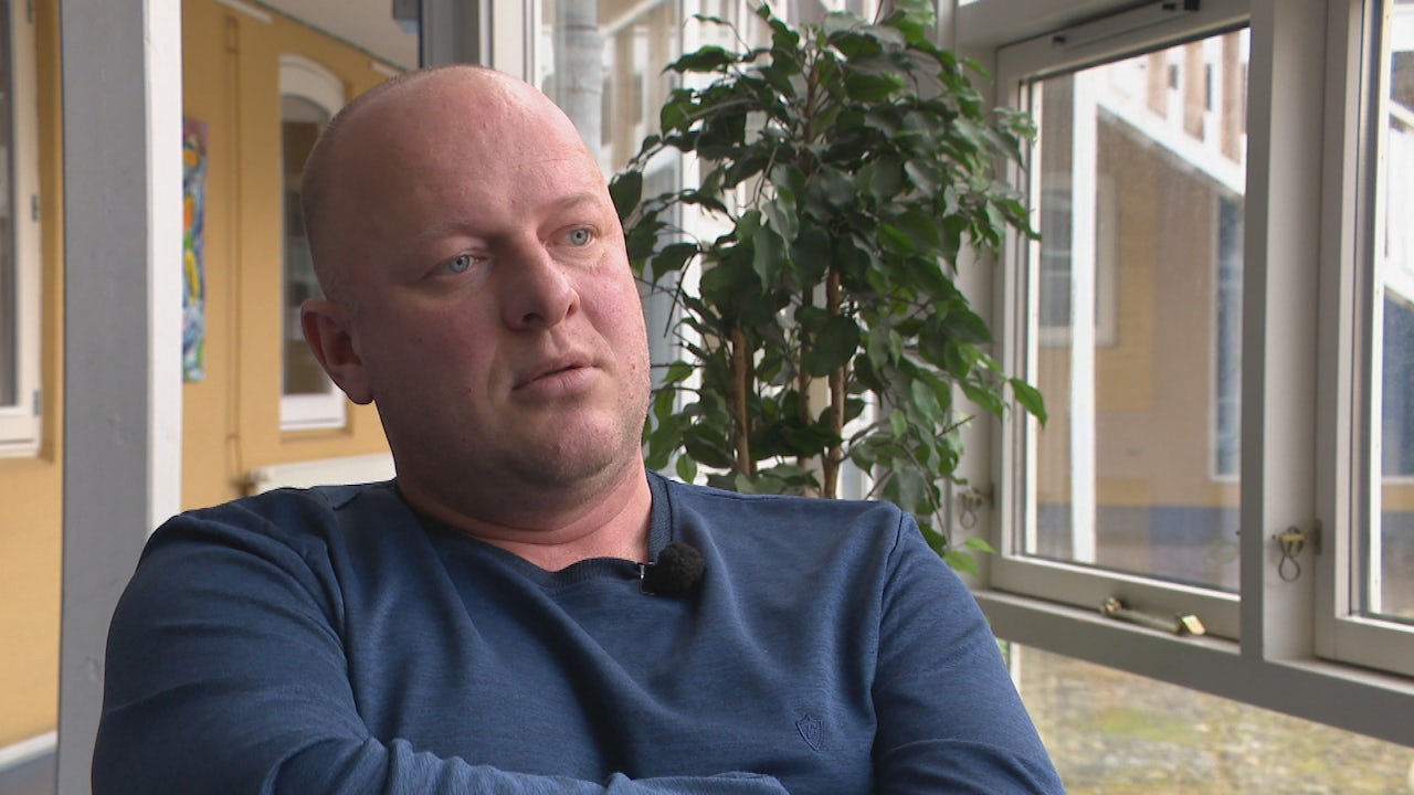 Ukrainske mænd i Danmark hånes af deres landsmænd - TV 2 Ukrainske mænd i Danmark hånes af deres landsmænd - TV 2