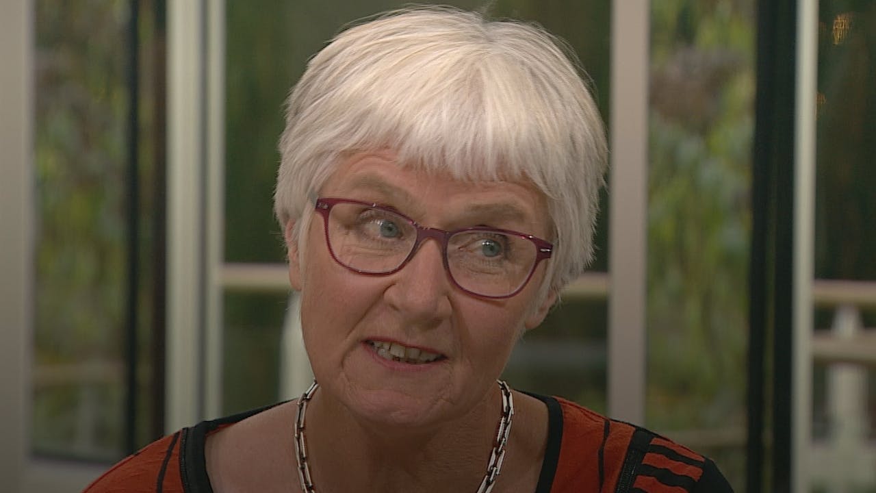 65-årig har hjulpet flere end 60 personer - men vil ikke tage æren for ... 65-årig har hjulpet flere end 60 personer - men vil ikke tage æren for ...