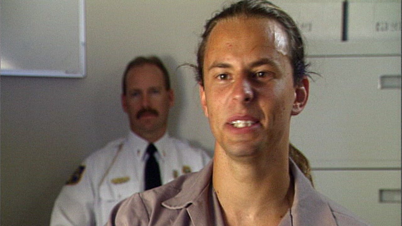 2001: Peter Lundin dømt for tre mord - TV 2 2001: Peter Lundin dømt for tre mord - TV 2