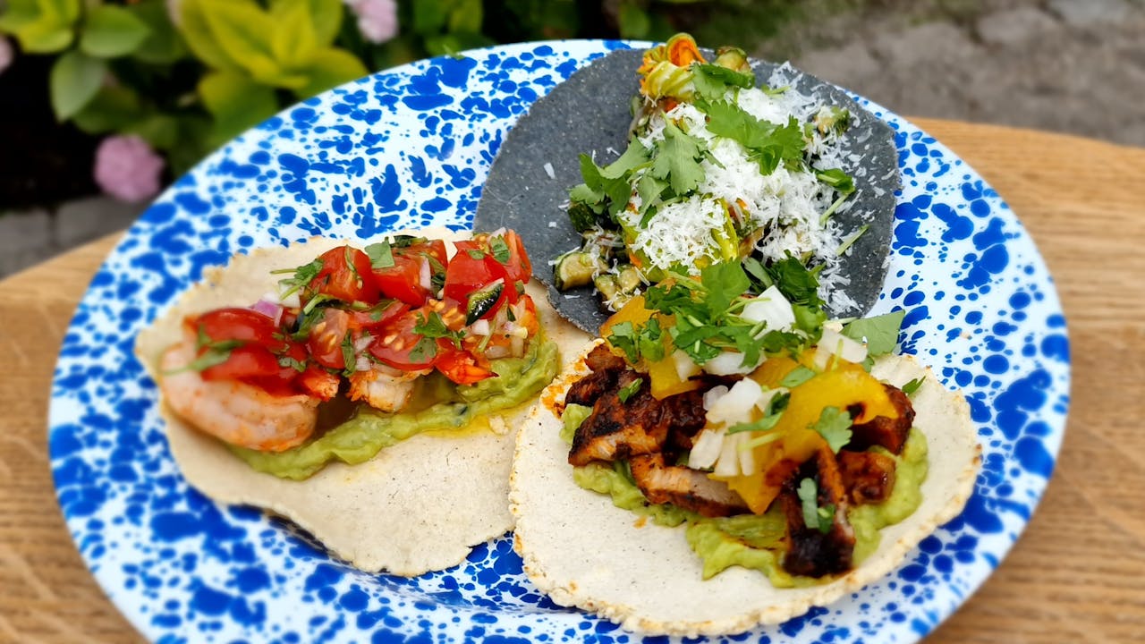 Tre forskellige hjemmelavede tacos | Få opskriften her Tre forskellige hjemmelavede tacos | Få opskriften her